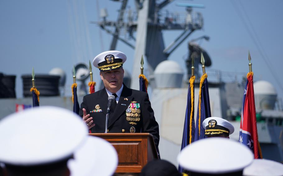 Veteran surface warfare officer takes command of Navy’s largest ...
