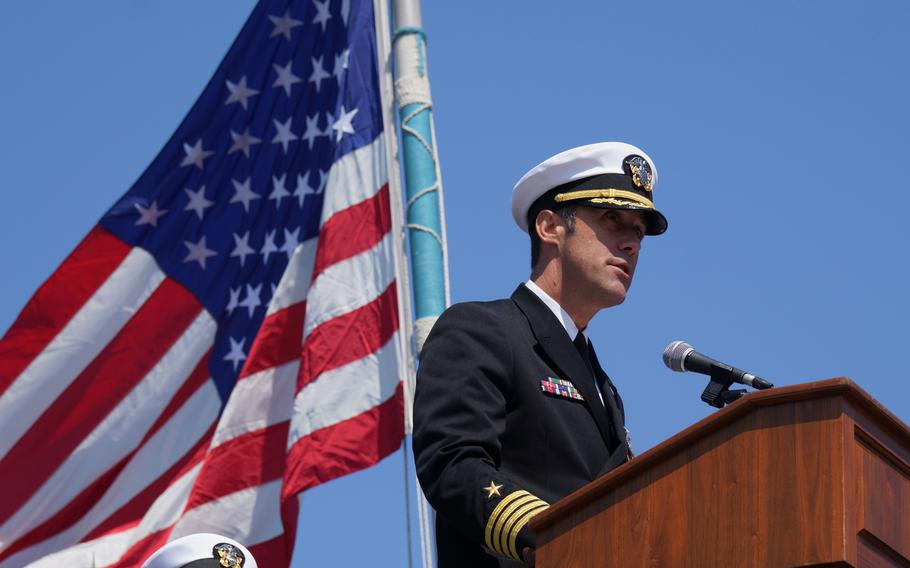 Veteran surface warfare officer takes command of Navy’s largest ...