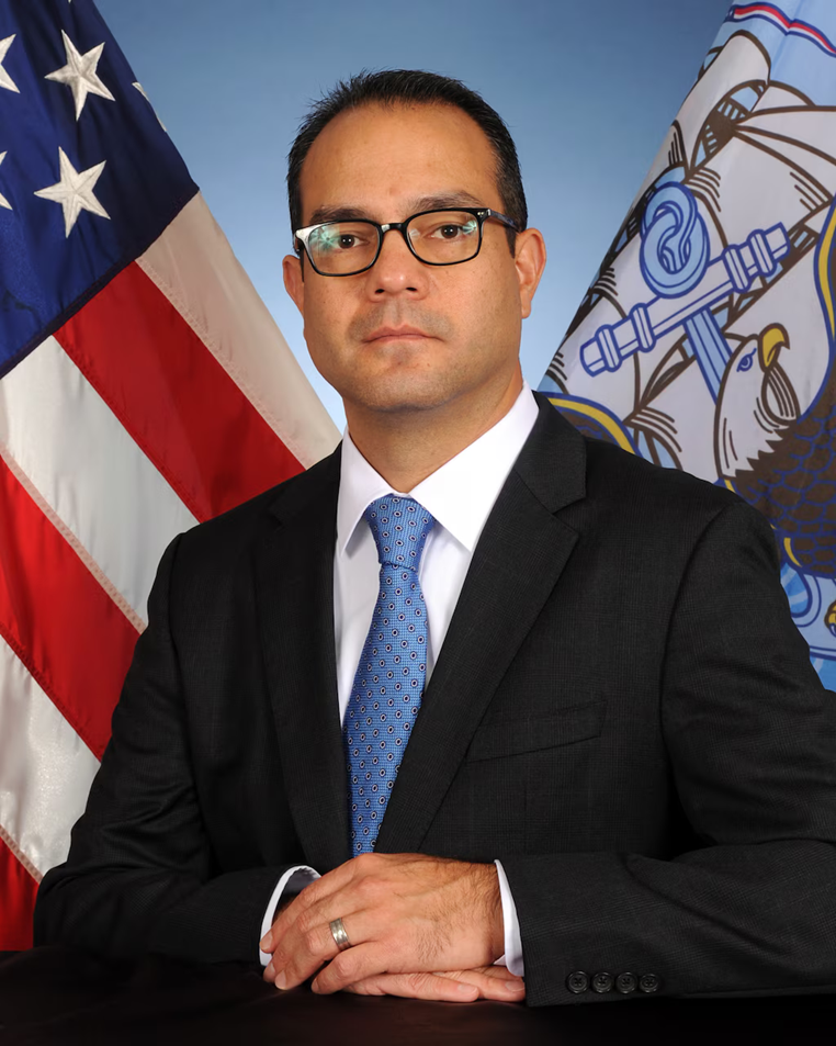 Navy’s New Executive Director Brings Deep Expertise in Information ...